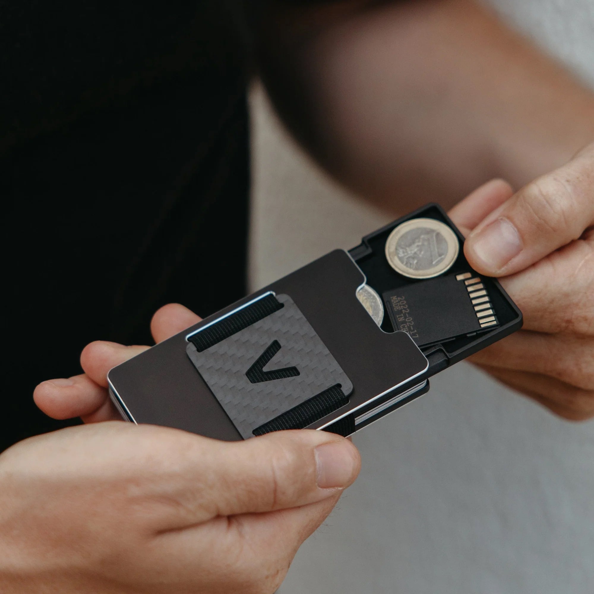 Obsidian Black | Slide Wallet + Carbon Fiber Cash Clip - AVIATOR by ...