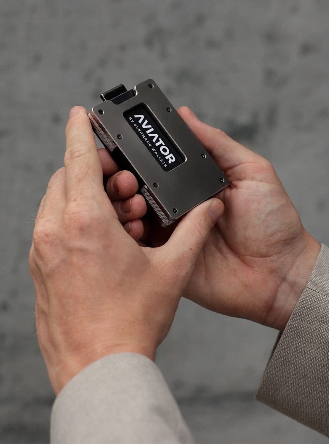 AVIATOR Slim Wallet mit Münzfach und RFID-Schutz